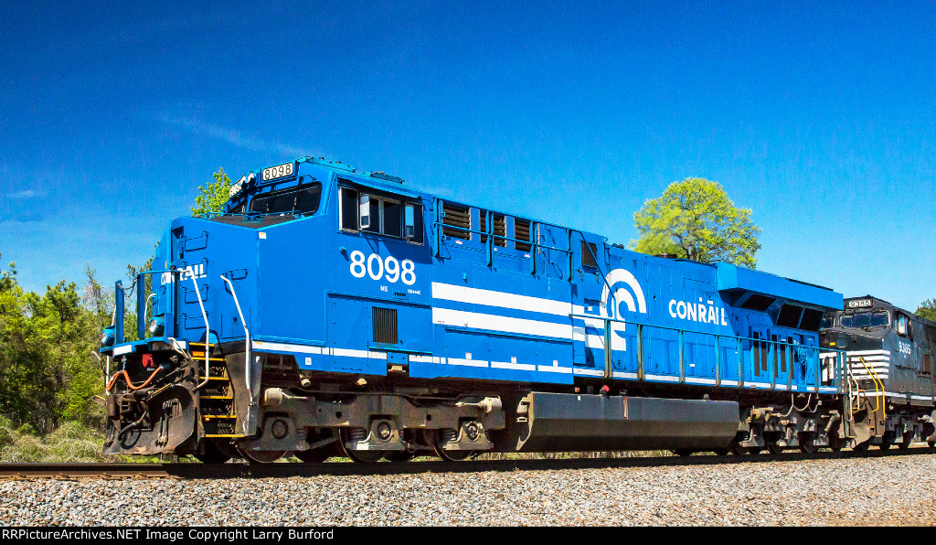 NS 8098 Conrail
